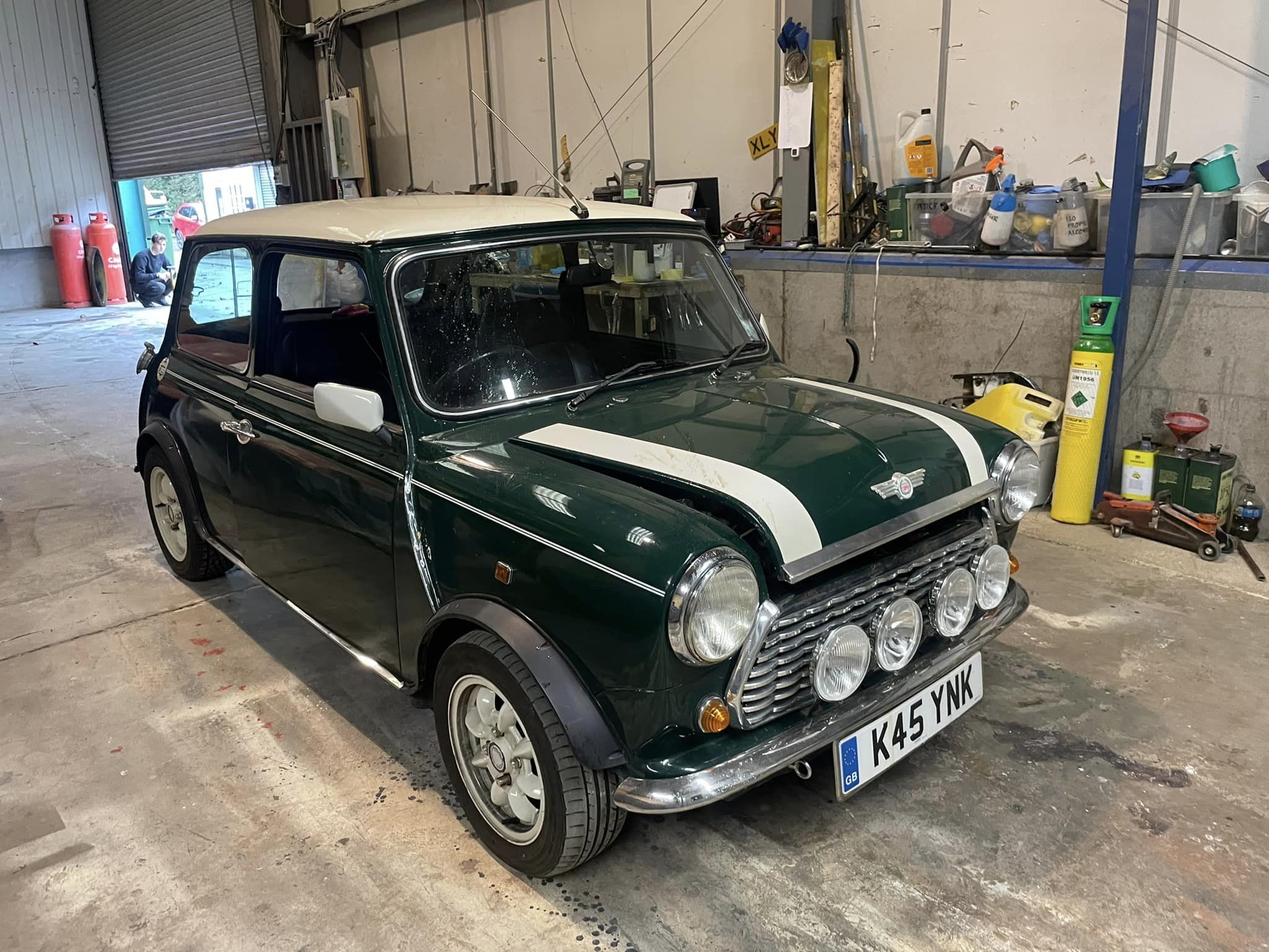 1992 Rover Mini Cooper Respray – Chameleon Classic Cars